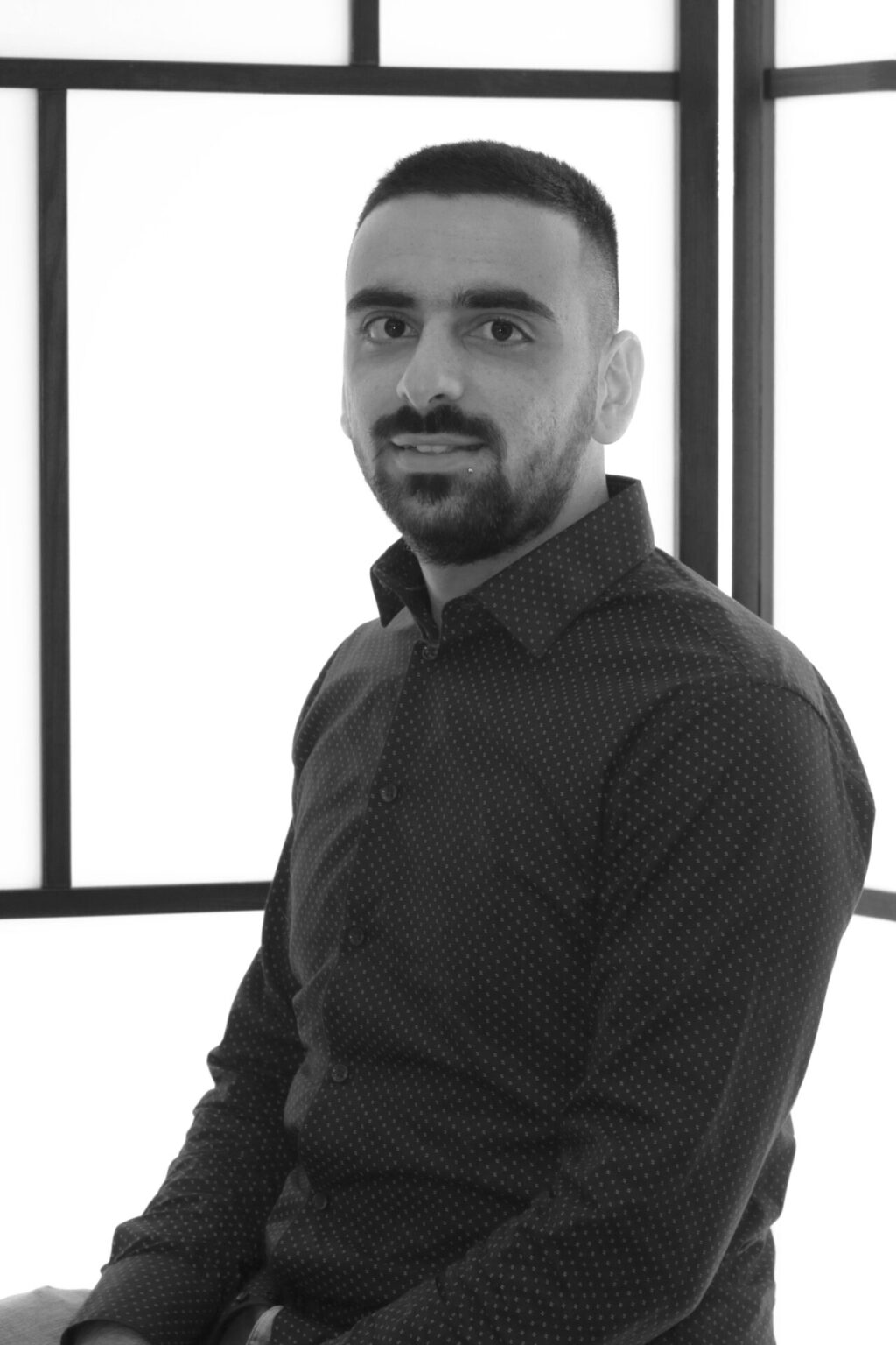 About Us - de Valier