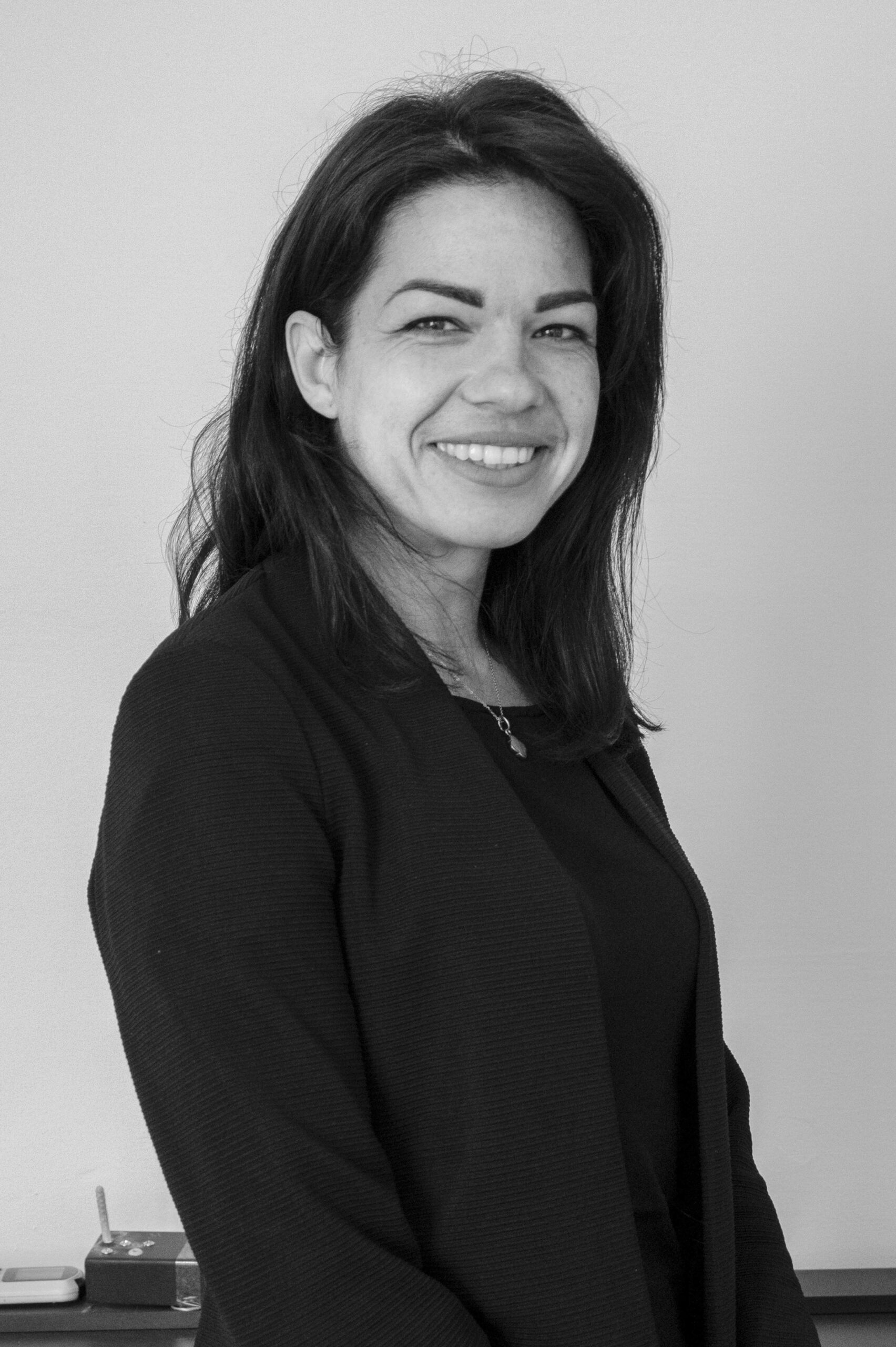 About Us - de Valier